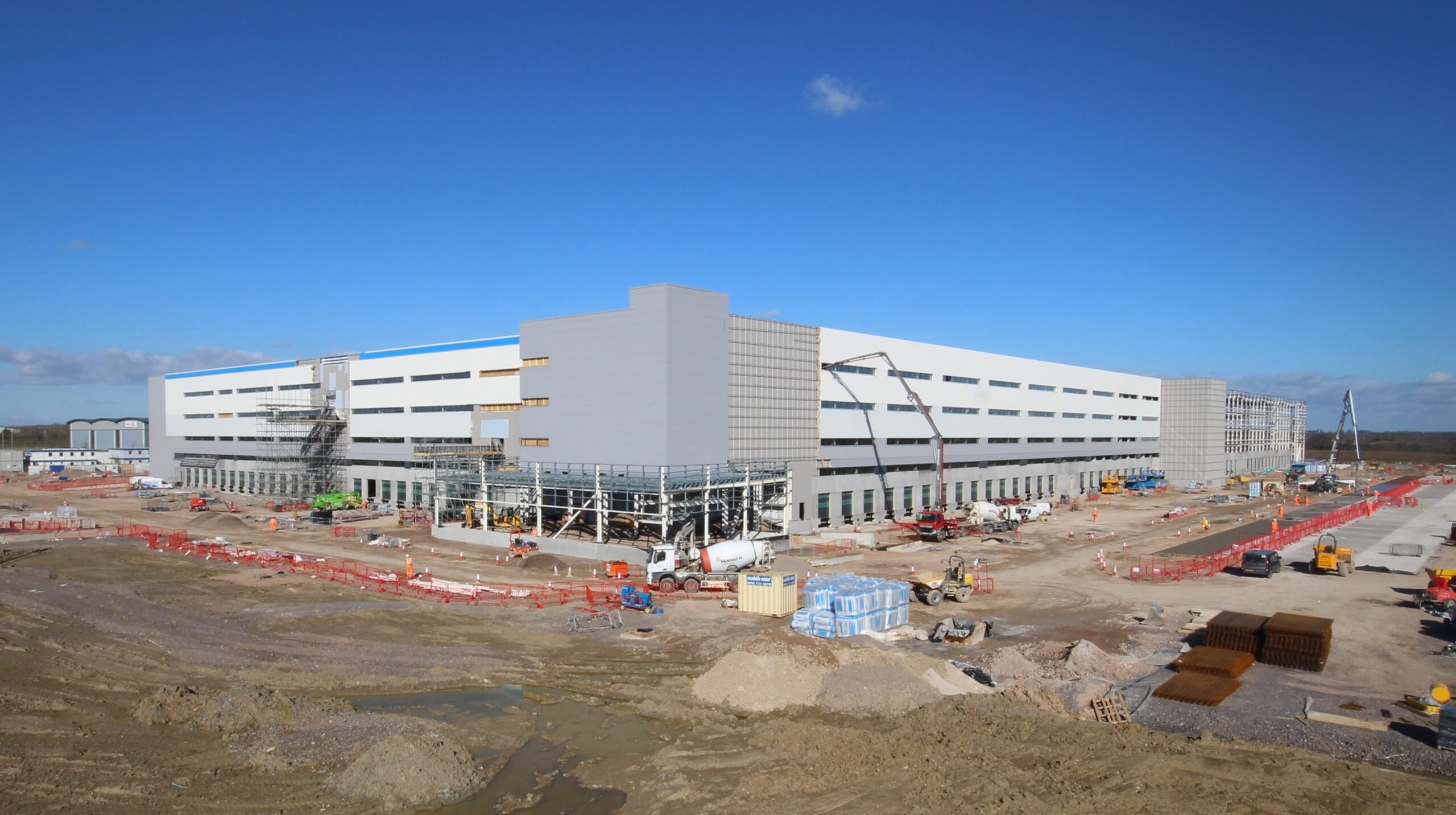 Delivering the UK’s largest warehouse for the world’s biggest online ...